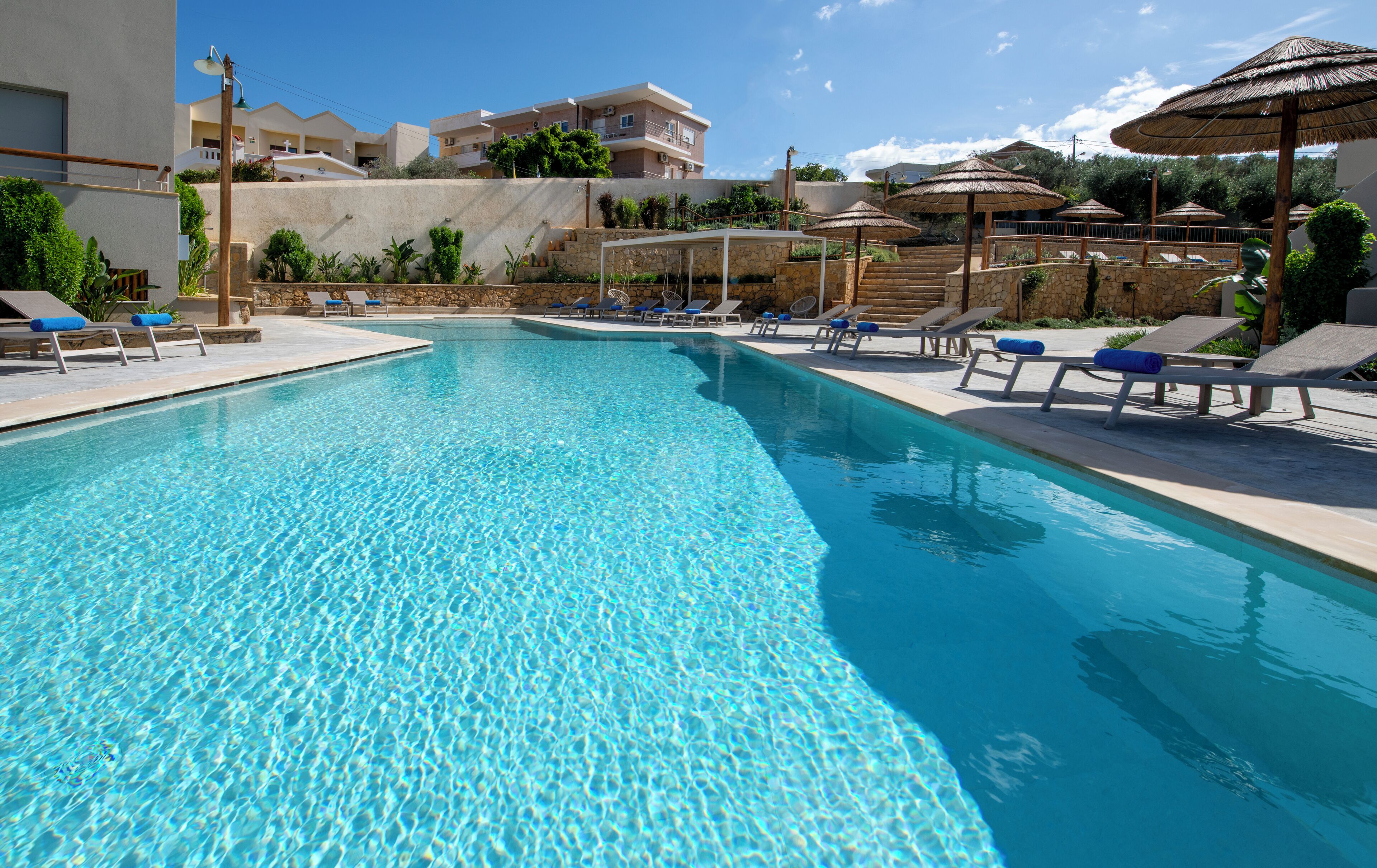Piscina externa sazonal