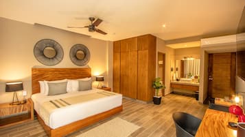 Standard Suite | 1 quarto, frigobar (abastecido com itens grátis), cofres nos quartos