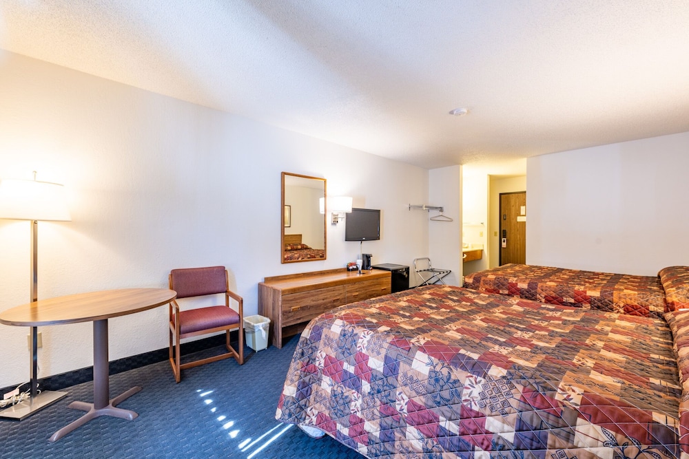117 2qb, Dog Friendly - Presque Isle, WI