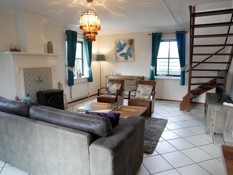 Holiday Home Buitenplaats 130 In Callantsoog. Suitable For 8 People With 4 Bedrooms And 2 Bathrooms. - Julianadorp