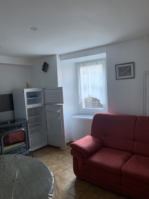 Ancienne Ferme Dans Hameau , Idéal Pour La Pêche, Balades , Champignons, - Lozère