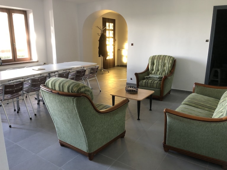 Les Granges Beaujolaises De 2 à10 Personnes. - Rhône