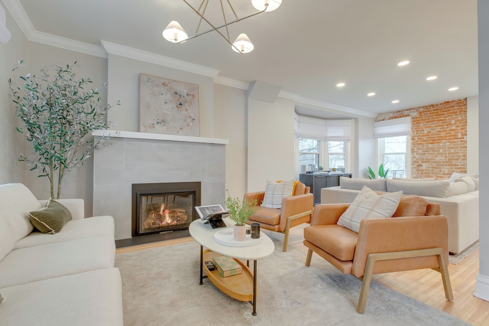 Hot Tub, Fire Pits: Ideally Located Denver Home! - Denver, CO