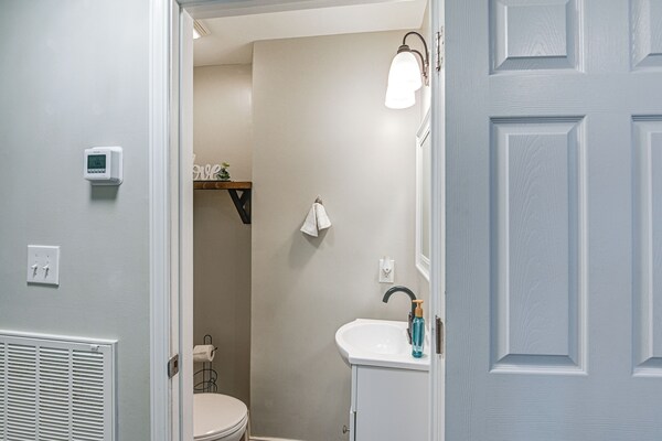 Family-friendly Home W/ Yard: 27 Mi To Nashville! - Springfield, TN