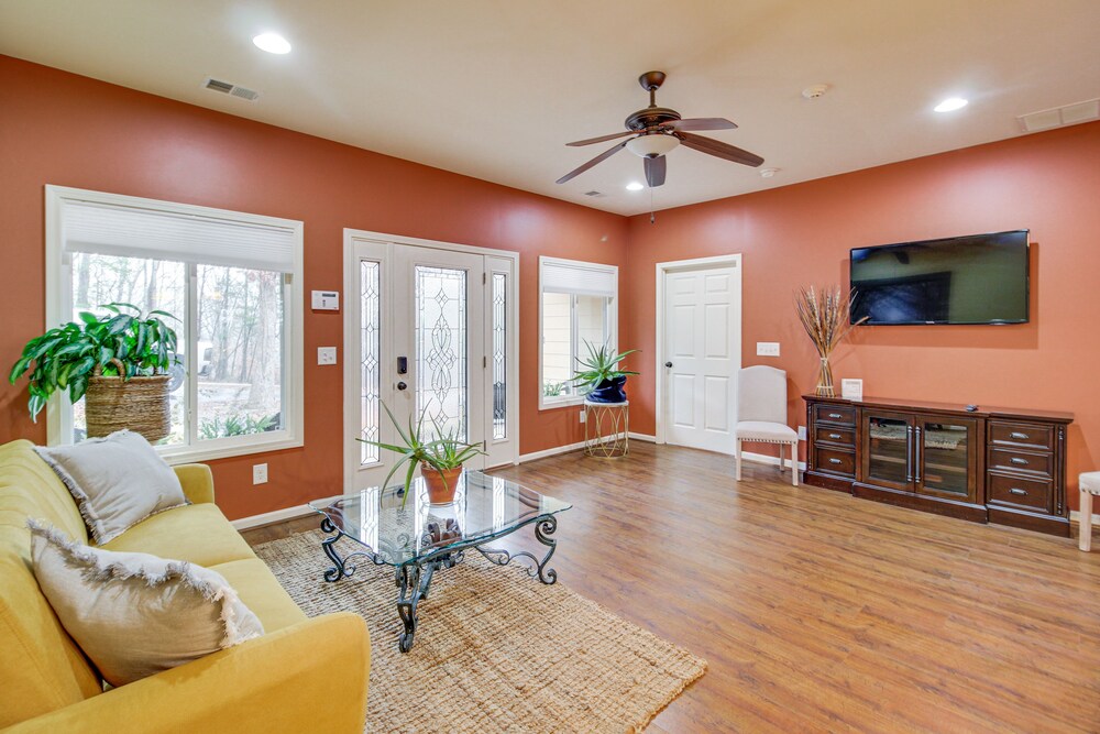 Talking Rock Home W/ Private Deck - Jasper, GA