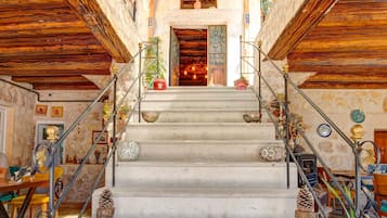 Entrada (vista interior)