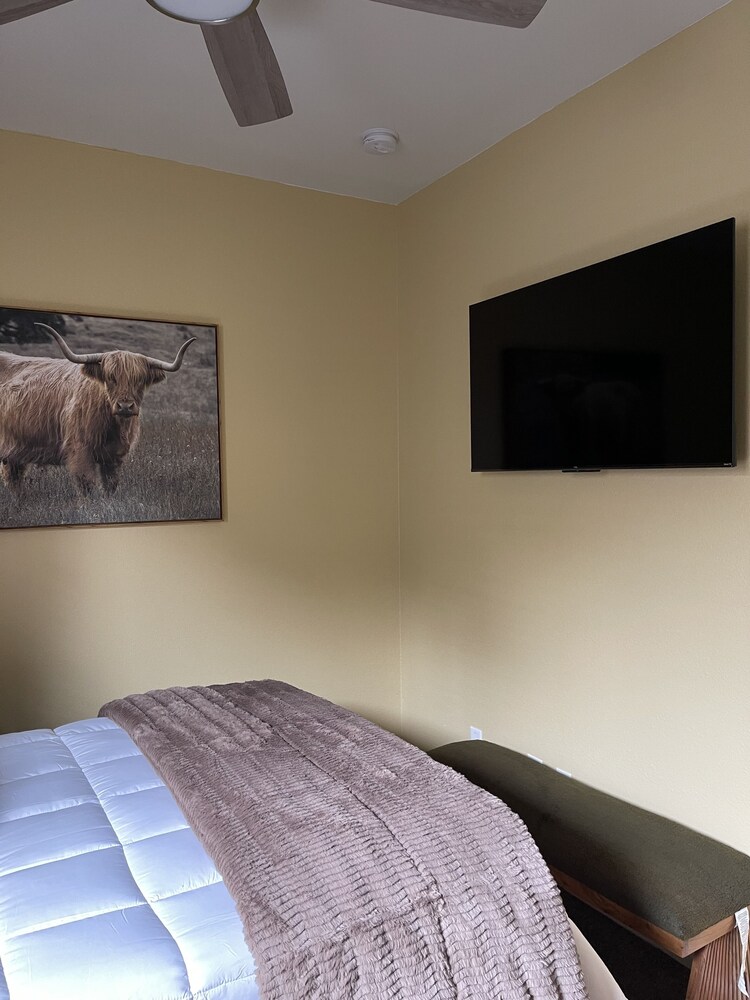 Urban Bungalow 5min to Ever-bank Field - Jacksonville | Vrbo
