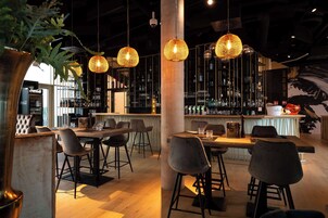 Alimentação e bebidas