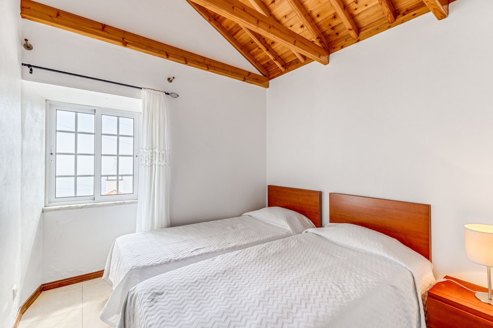 Maison De Vacances "Casas Dos Vinagreiros - Umbelina" Avec Vue Sur La Mer, Terrasse Privée Et Wi-fi - Pico