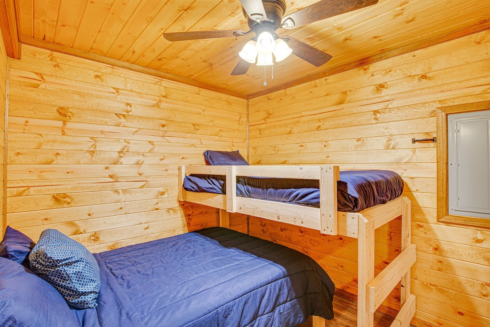 Cozy Quitman Fishing Cabin Near Lake Fork! - Texas