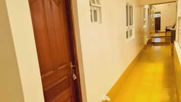 Entrada (vista interior)