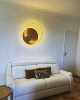Suite Superior, casa de banho anexa, vista para o mar (Ocre) | Roupa de alta qualidade, Wi-fi grátis, com decoração personalizada 