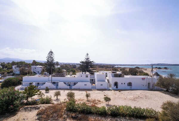 Flisvos海滩公寓 - 納克索斯島