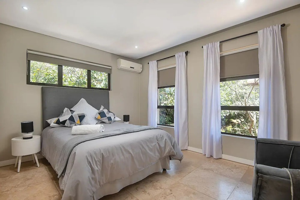 9 On Crystal Cove 5 Bedroom Townhouse In Zimbali - Dolphin Coast