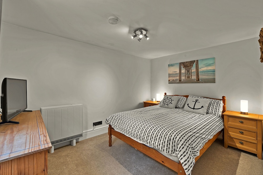 Finest Retreats | Porthole Cottage - Mevagissey