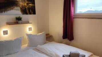 Apartamento em Condomínio Fechado, 1 cama queen-size e sofá-cama, não fumadores, junto à montanha | Com decoração personalizada, com mobília individualizada