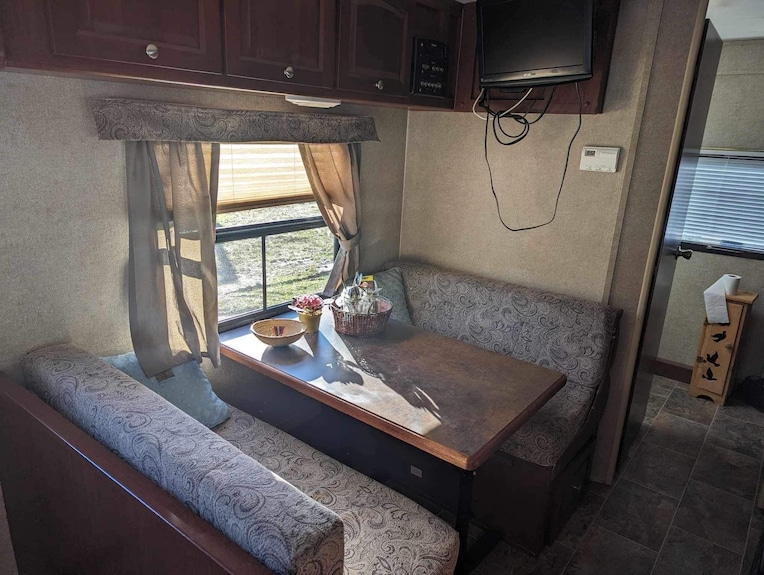 Cozy Glamping In Mentone, Al, Mini Lite Rv - Mentone, AL