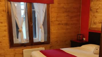Quarto casal standard, 1 cama de casal | Wi-Fi de cortesia