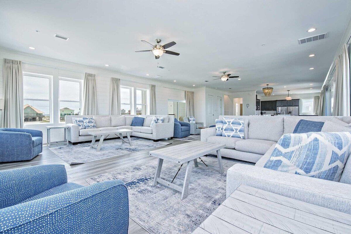 Over The Moon Your 10 Bedroom Gulf Shores Getaway Lagoon Front Pier And Pool By Prickett Properties - Gulf Shores, AL