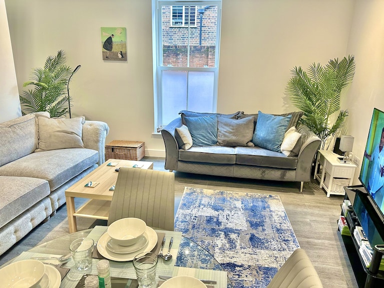 Contemporary Charm By The Quay With Garden - Bournemouth