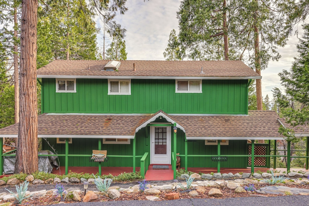 Cozy Mi-wuk Village Cabin: 18 Mi To Dodge Ridge! - Yosemite National Park, CA