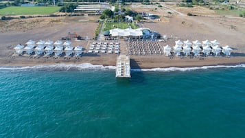 Serviço de traslado de/para a praia grátis, espreguiçadeiras