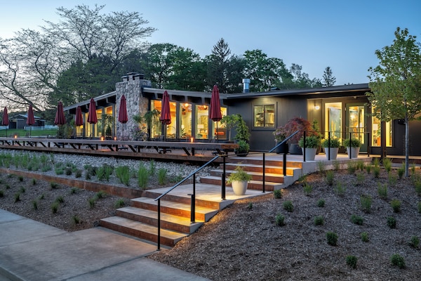 Otis Harbor Springs - Petoskey, MI