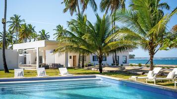 Piscina exterior