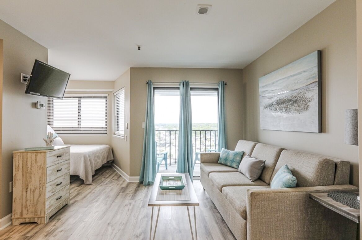 Myrtle Beach Beachfront Condo With Ocean View! - Surfside Beach, SC