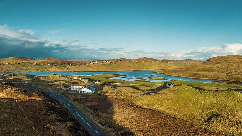Loch Erisort Hotel - Harris