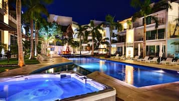 Piscina externa