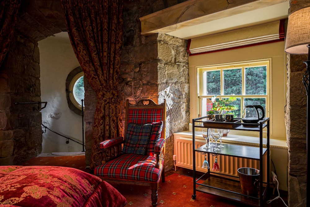 Craigiehall Temple - historic property built 1759 - Edinburgh | Vrbo