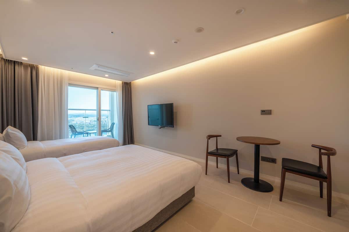 Wi-fi grátis, roupa de cama fornecida