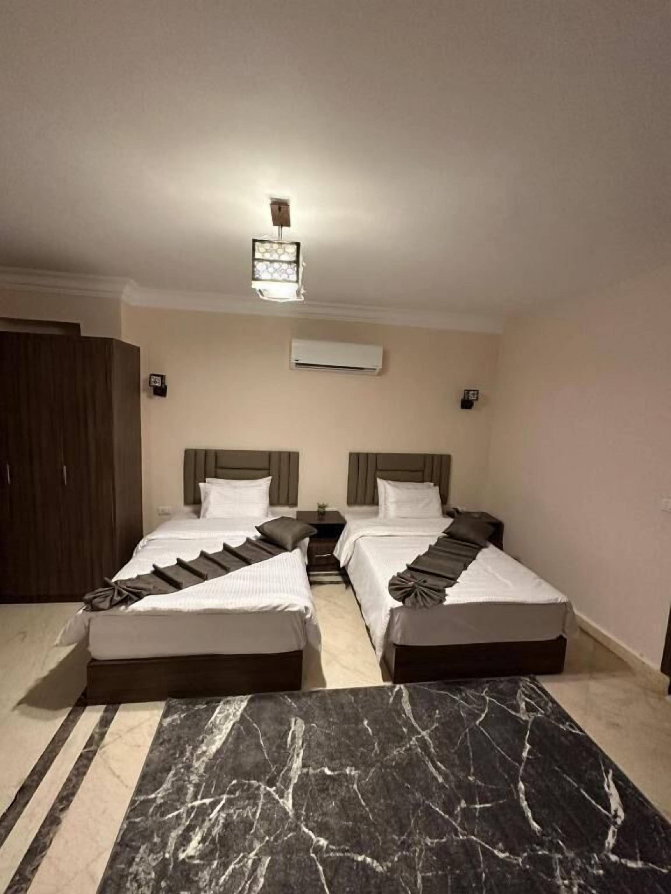 Tuya Pyramids View Hotel, Cairo: Hotel Reviews, Rooms & Prices ...