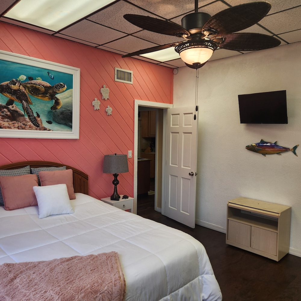 The Dolphin Flat - Titusville, FL