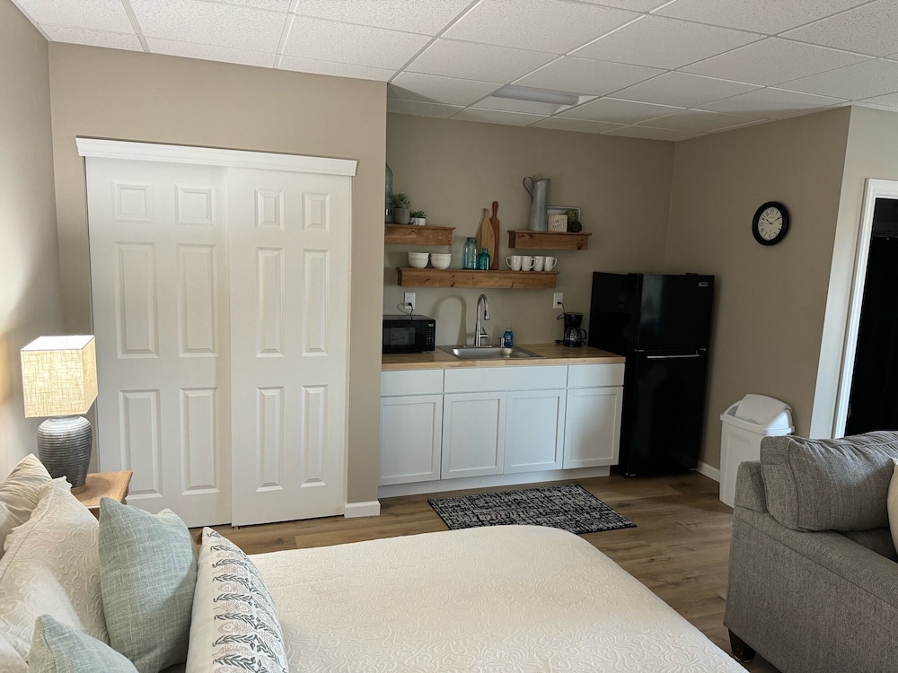 Looking For Quaint Getaway .... We Have Just The Location For You! - Hermann, MO