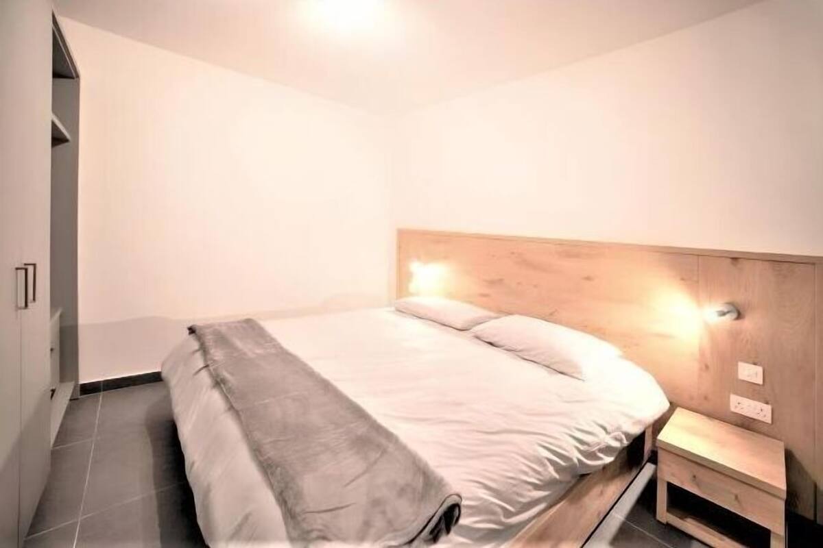 1 quarto, roupa de alta qualidade, camas de colchão Select Comfort