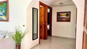 Apartamento, 2 quartos, fumadores, banheira de hidromassagem grande | Interior