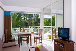 Televisor de 24 polegadas com canais por cabo 