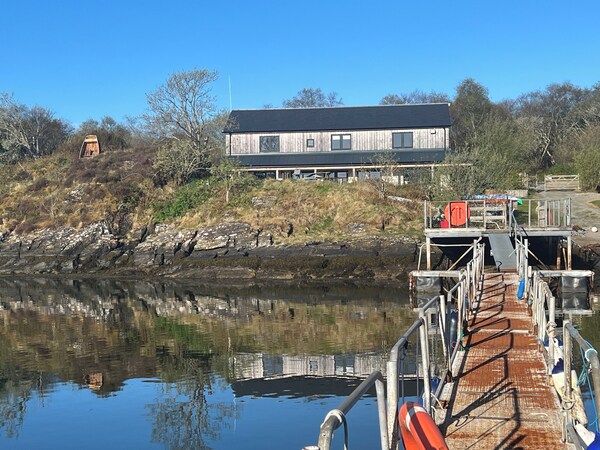The Pier House - Loch Awe