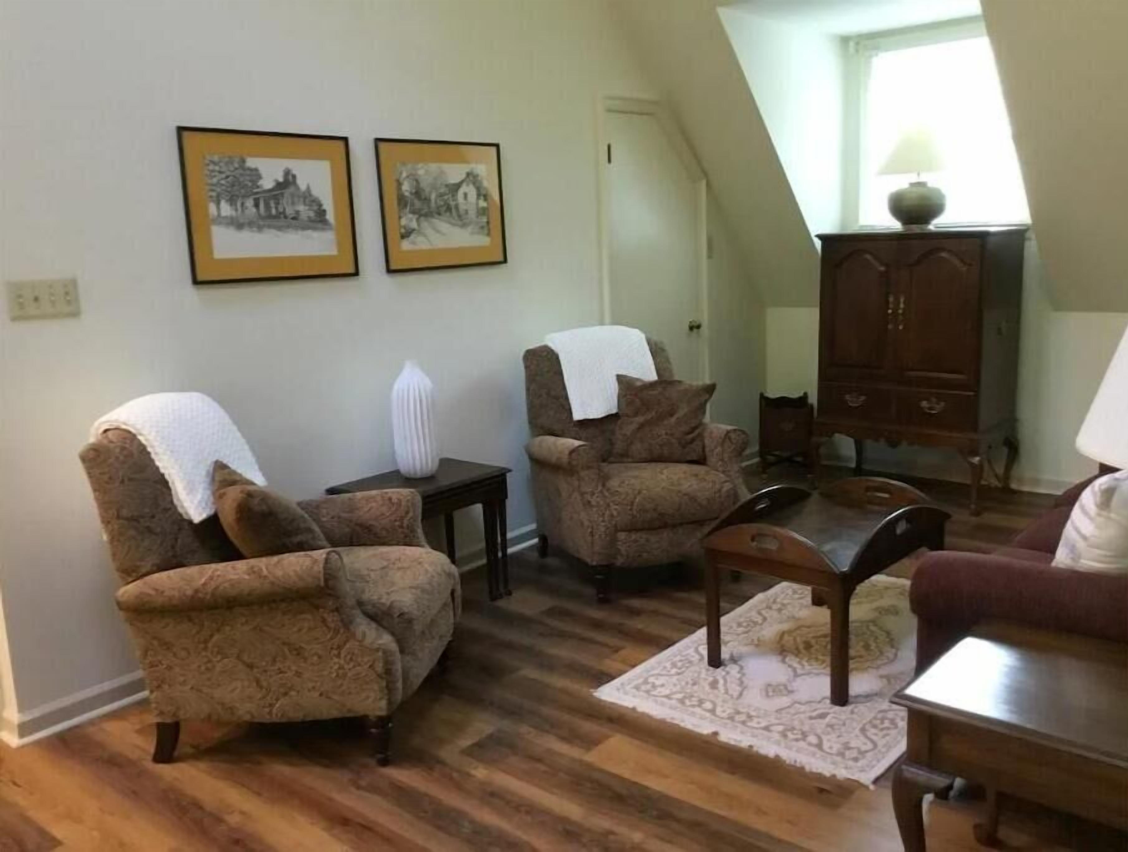 Secluded Private Guesthouse - Doylestown Twp\n\n - Ralph Stover State Park, Pipersville