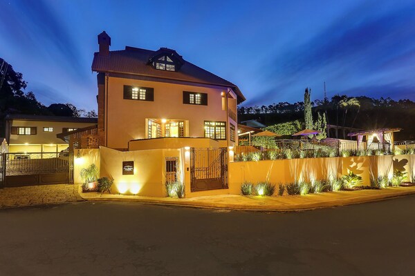 Villa Boréal Hostellerie - Águas de Lindoia