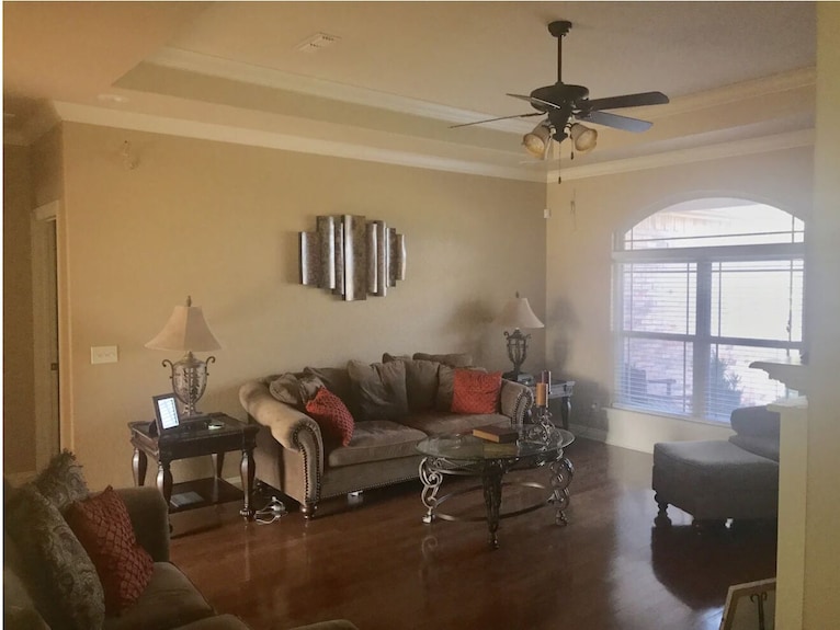 Looking For A Fantastic Home That Is Well-stocked? Look No Further! - Fayetteville, AR