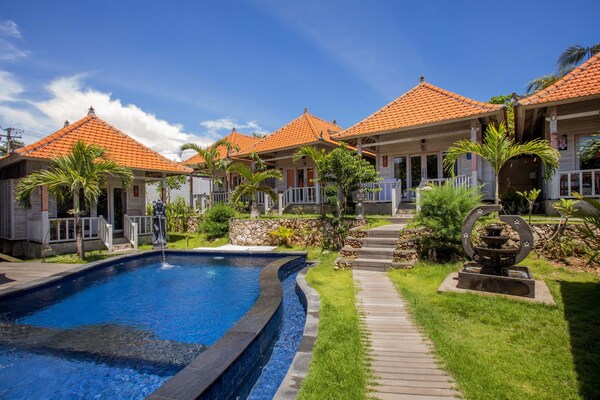 Blue Sky Villa Ceningan By Abm - Bali