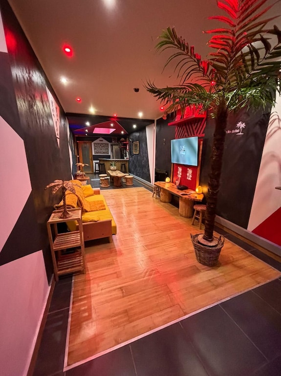 Plongez En Immersion A La Casa Cubaine Sur L'île Des Caraïbe - Wevelgem