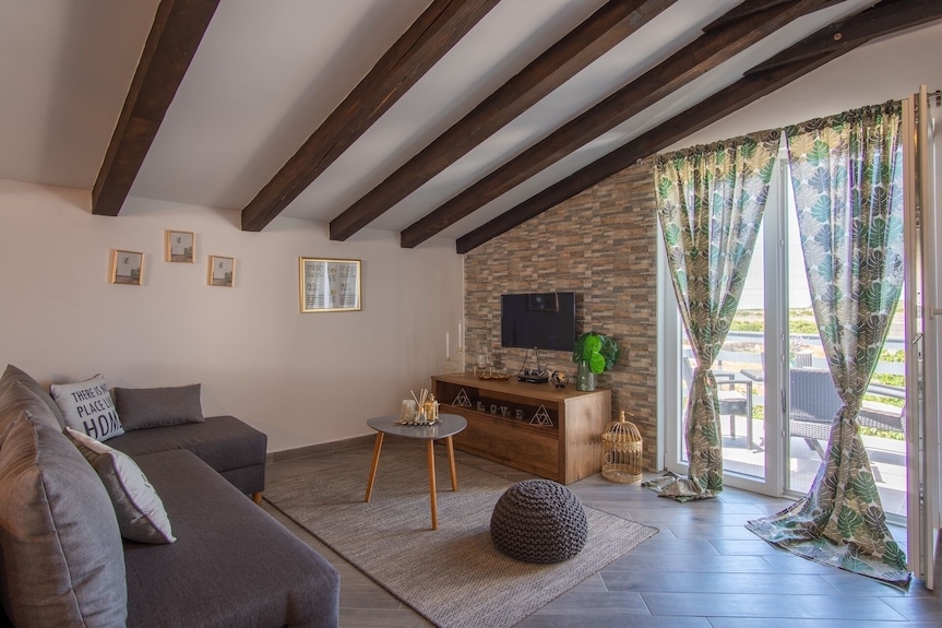 Casa Robinson Con Piscina Kosljun, Pag (K-22238) - Pag