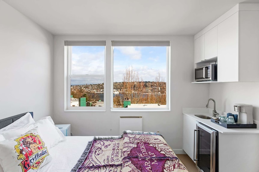 Hermione's Time-turner Sweet Suite - Bainbridge Island