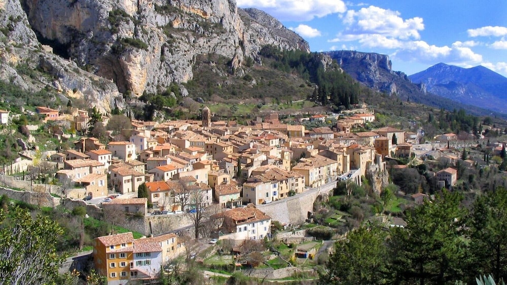 Camping Tikayan Saint Clair - Moustiers-Sainte-Marie