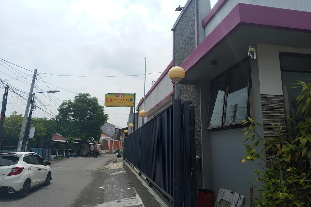 Hotel Orchid Syariah - Tegal