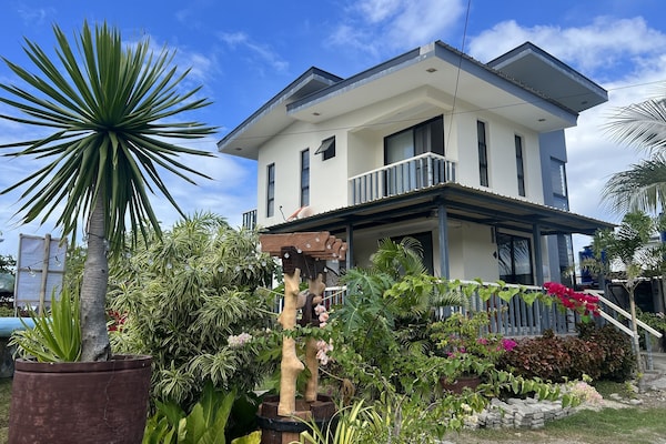 Lover's Point Beach Front Resort - Lian